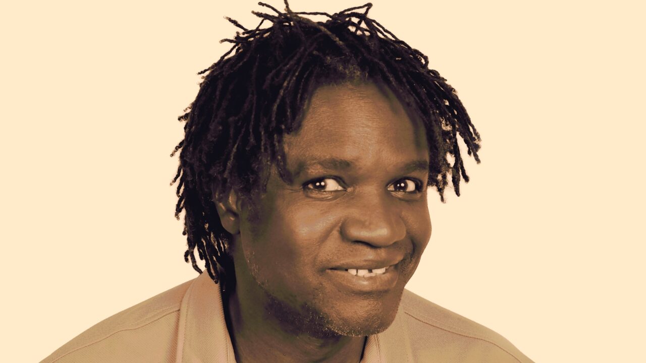 Boucar Diouf Trois prédateurs et un bungalow - Spectacles Shawinigan